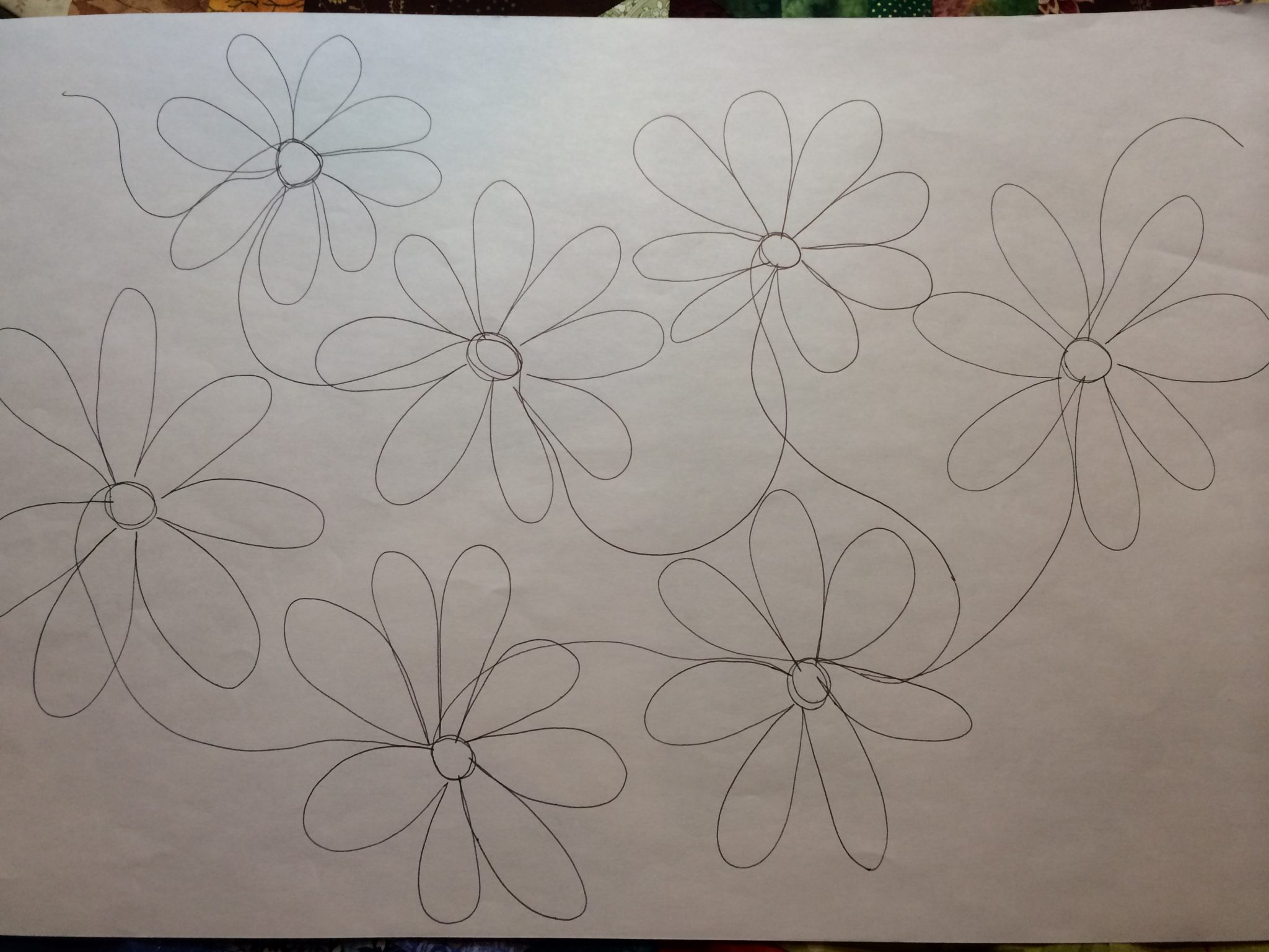 Free motion quilting with doodles | Cabin in the Woods Quilters